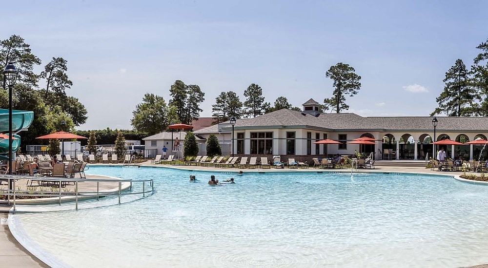 Pool Complex & Lake Pinehurst | Pinehurst Resort